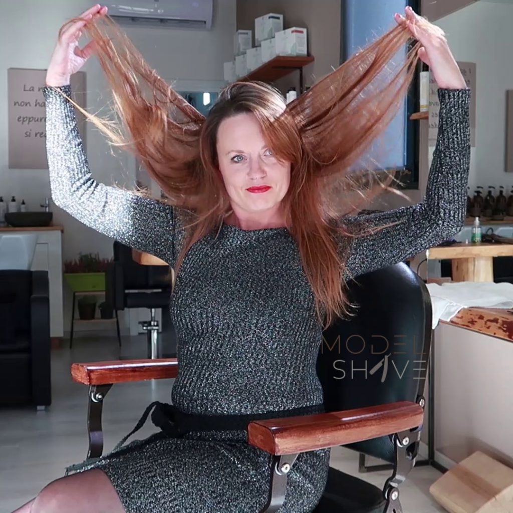 Woman with long hair makes an appointment to get her head shaved bald ...
