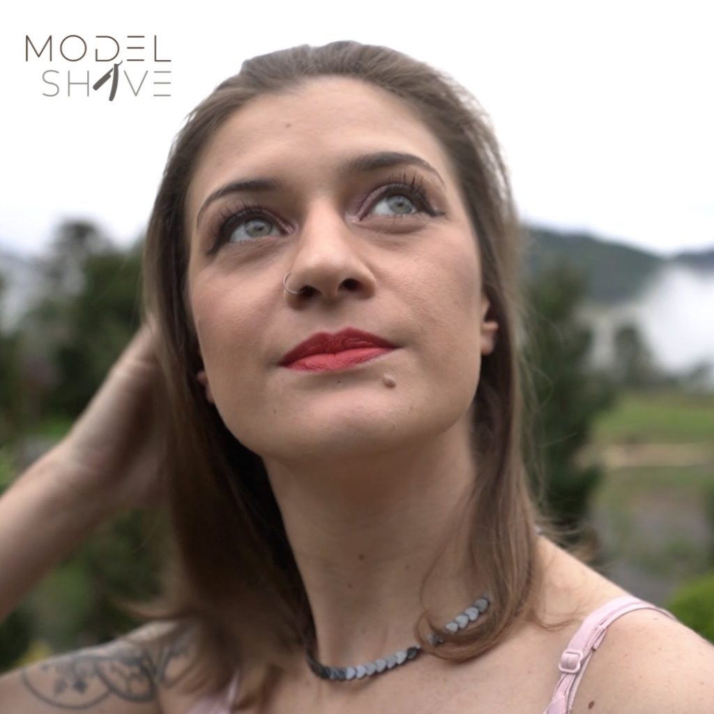 Girl makes appointment for shiny and totally smooth bald head. - Model ...